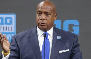 Kevin Warren Emerges as Front-Runner for Chicago Bears CEO of Football ...